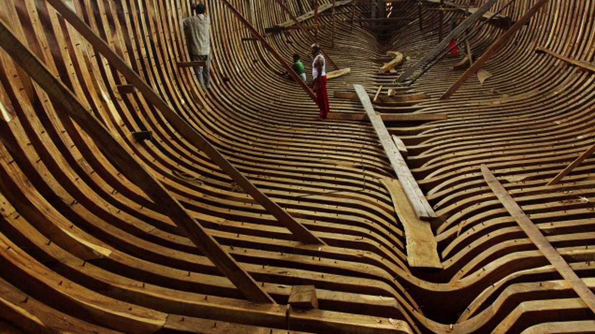 Photo File: The boat-makers of Beypore - The Hindu