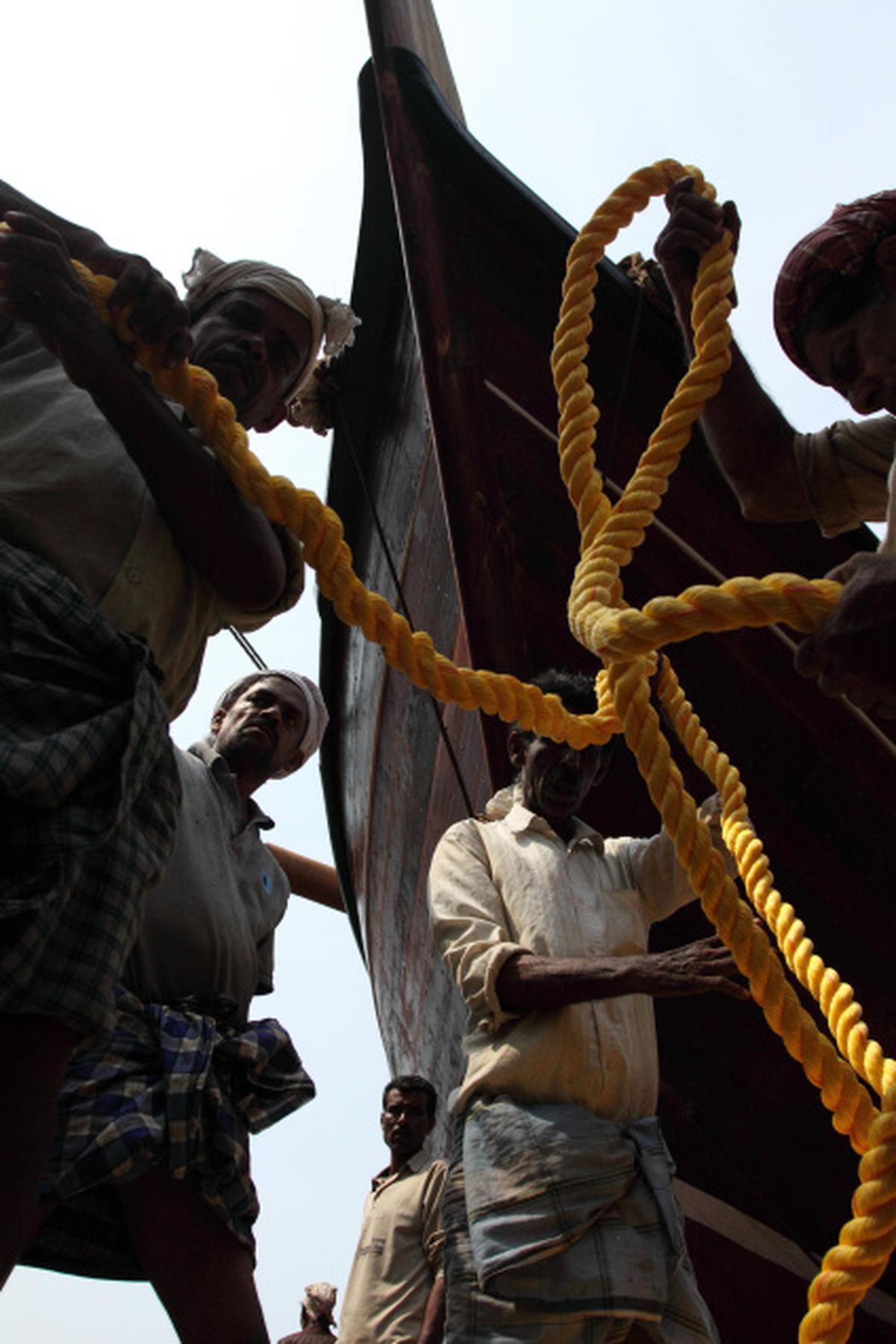 Photo File: The boat-makers of Beypore - The Hindu