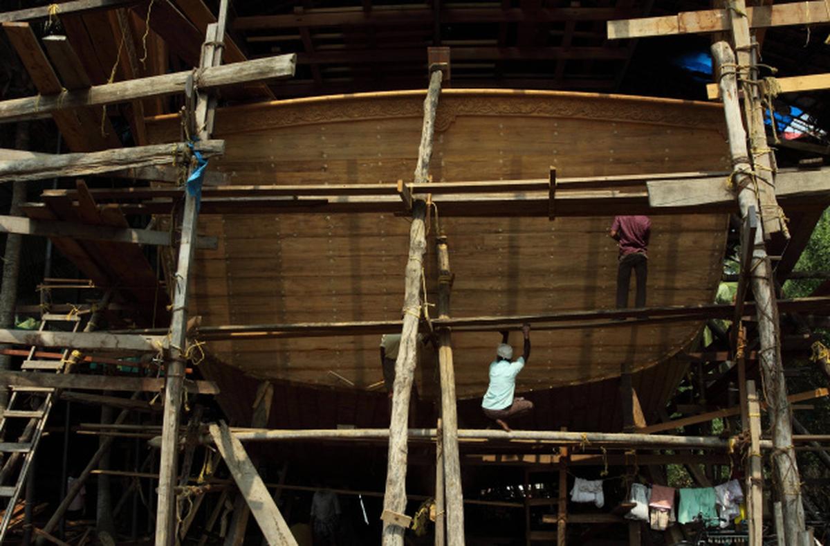Photo File: The boat-makers of Beypore - The Hindu
