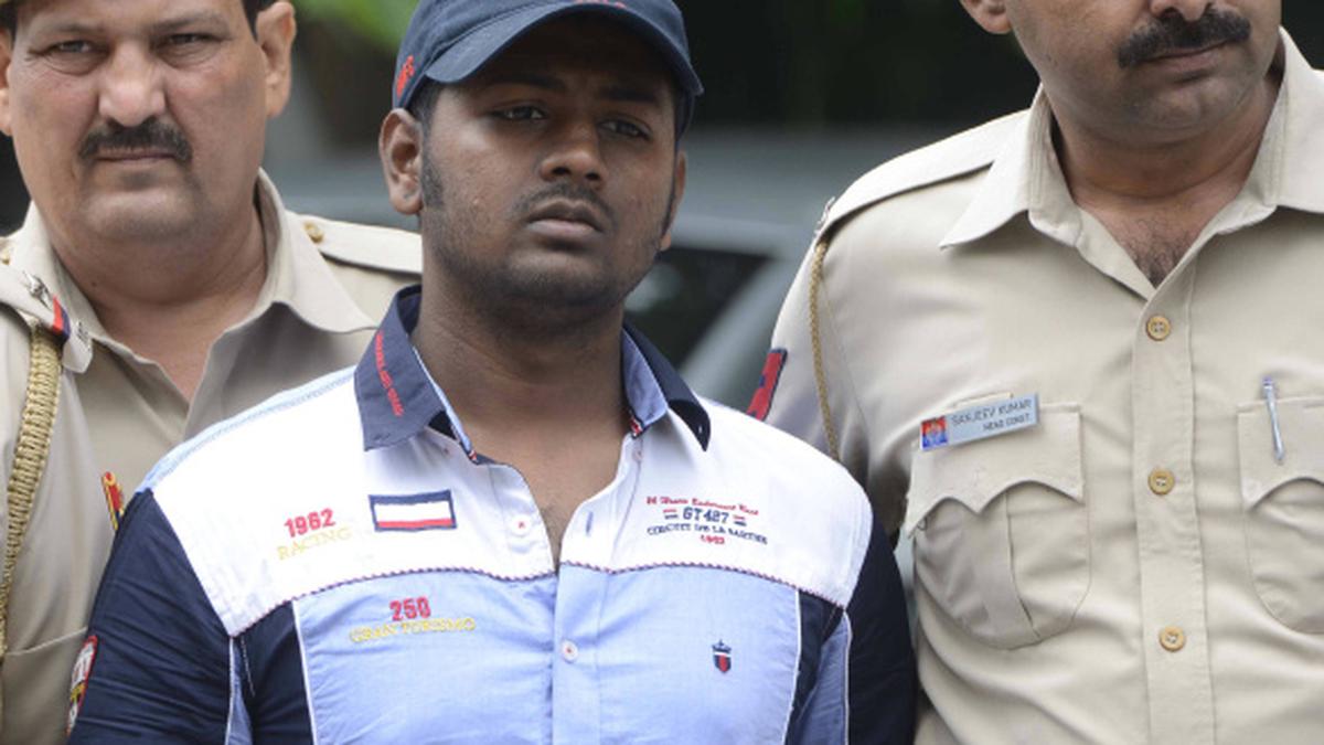 Sukesh Chandrasekar arrested in Kolkata mall - The Hindu