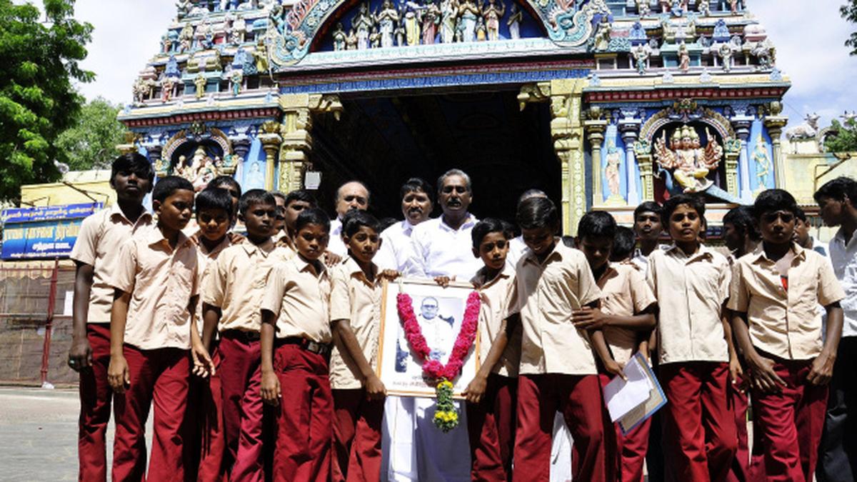 Reliving the historic temple entry - The Hindu