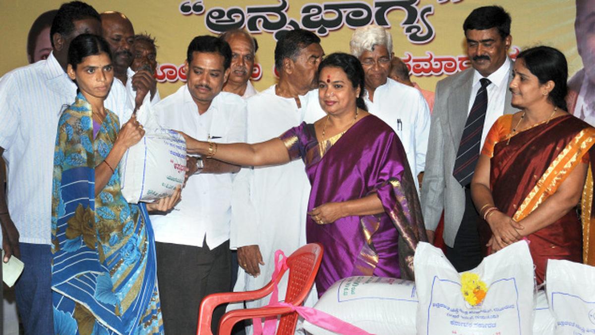 Umashree urges owners of PDS outlets to be honest - The Hindu