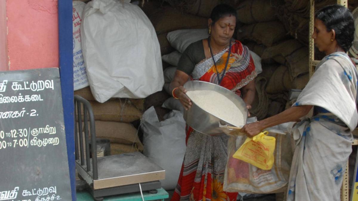 Cardholders flock ration shops - The Hindu