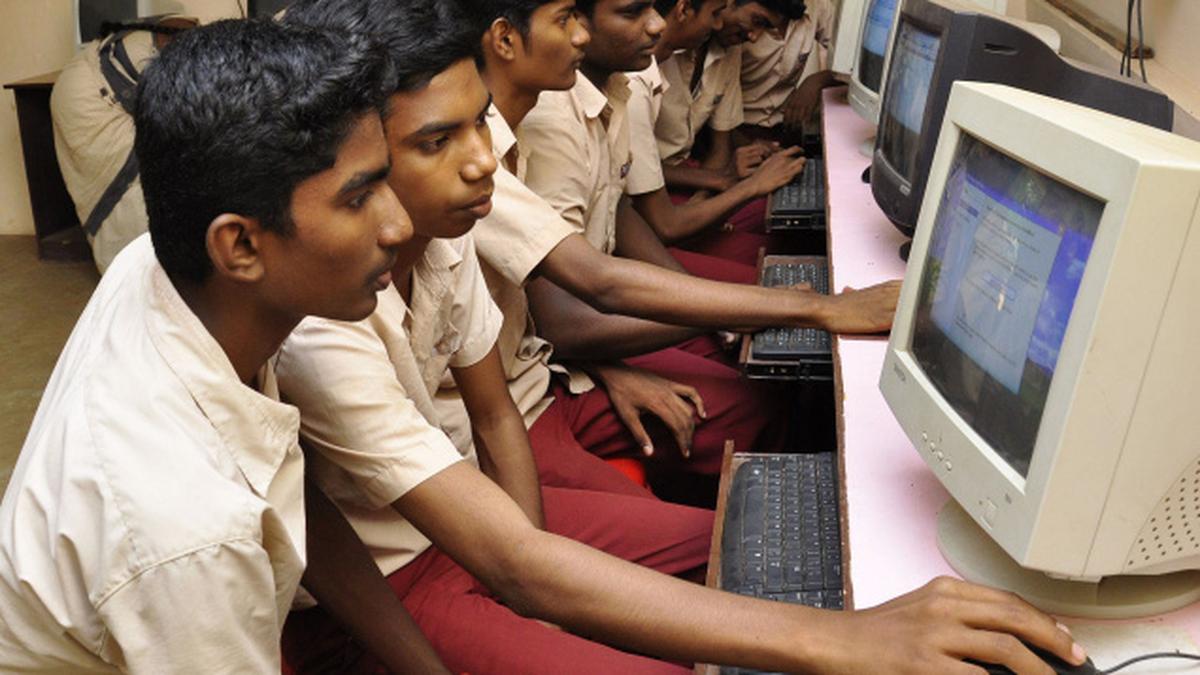 Teachers Recruitment Board to recruit 300 computer instructors - The Hindu