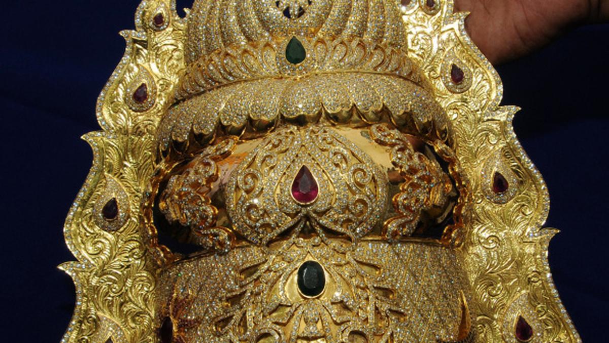 Diamond-studded crown for goddess - The Hindu