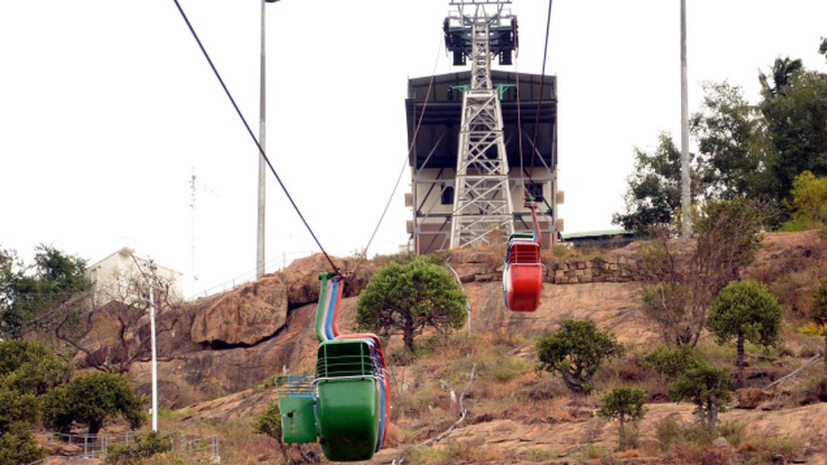 Palani pilgrims pin hopes on new cable car - The Hindu