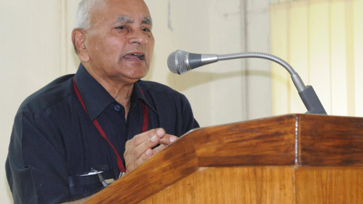 Women play multiple roles with ease: former AU professor - The Hindu