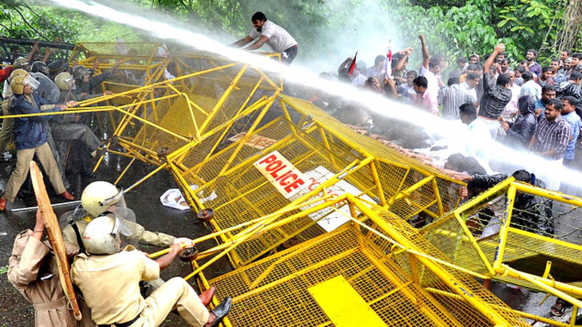 Lathi-charge after DYFI march turns violent - The Hindu