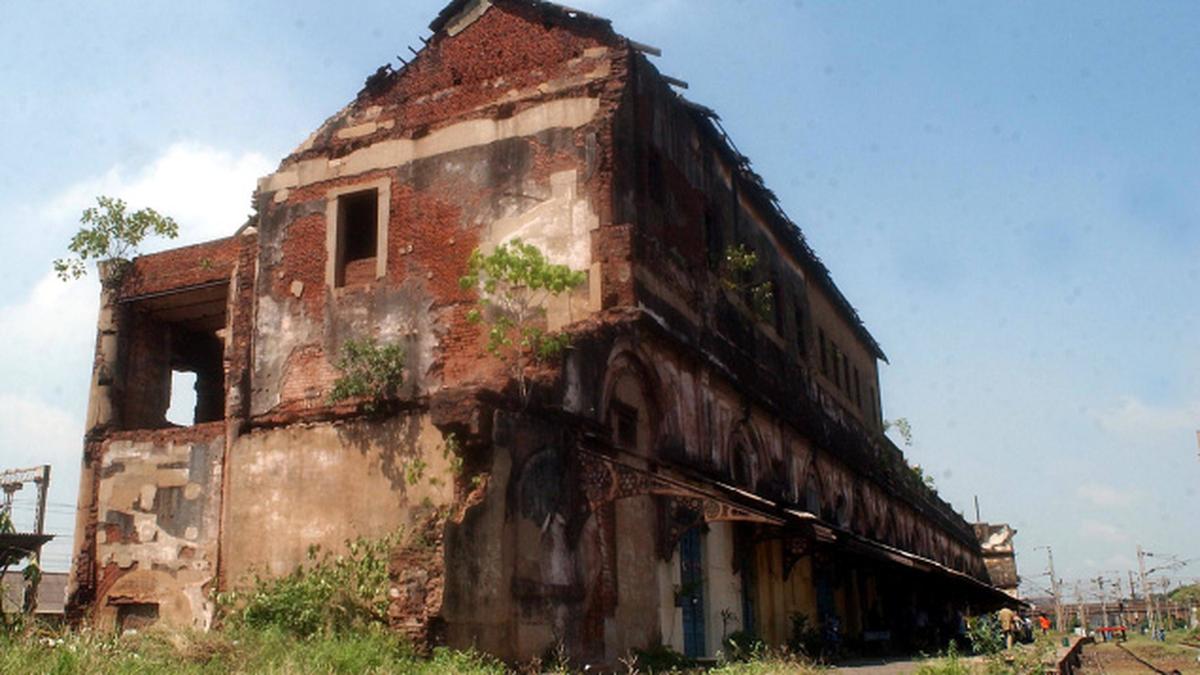 Royapuram Railway Station down the ages - The Hindu