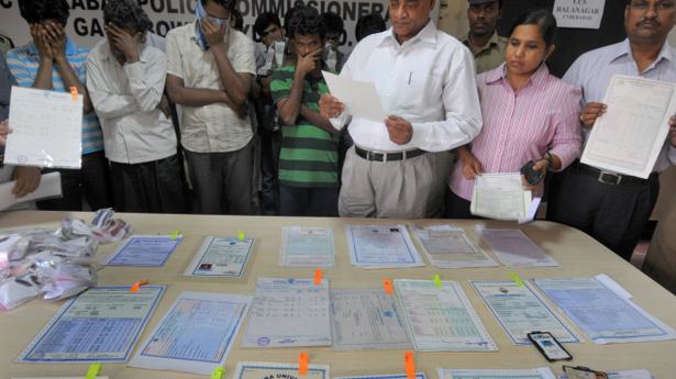 Fake certificate racket busted in Hyderabad, 11 held - The Hindu