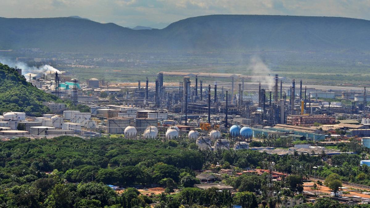 HPCL plans Rs.60,000-crore investment in State - The Hindu