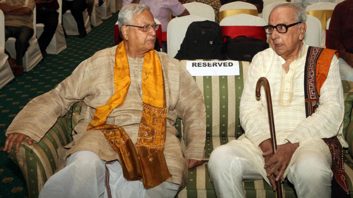 Gold coin to commemorate Tagore released - The Hindu