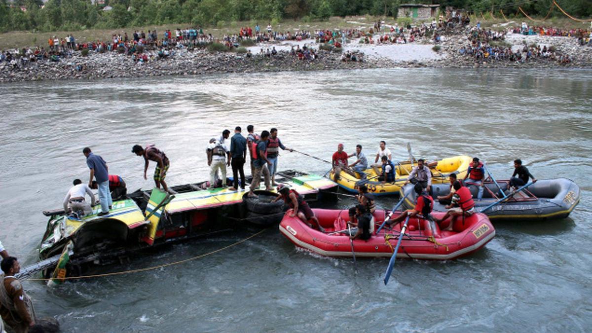 32 killed as bus falls into Beas in Himachal - The Hindu