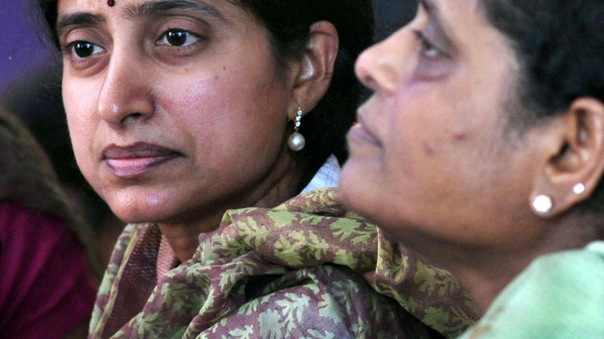 YSRC will win over 200 seats, Vijayamma says - The Hindu