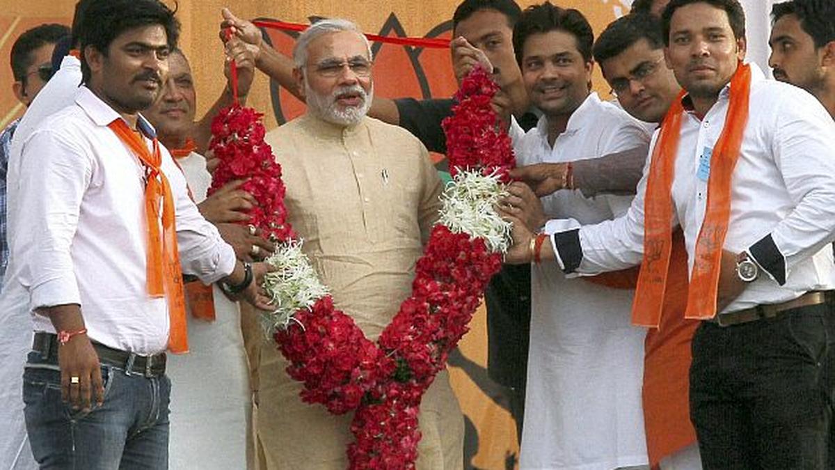 Modi sets tongues wagging in U.P. - The Hindu