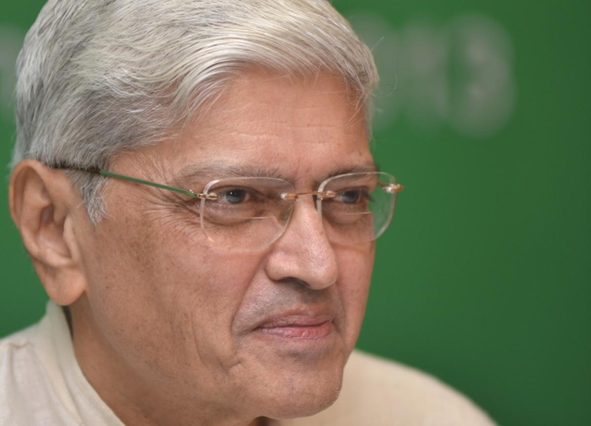 Gopal Gandhi has a guest - The Hindu