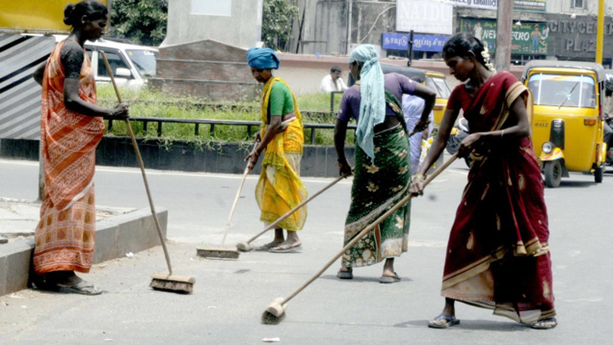 Two more sweeping machines for Chennai - The Hindu