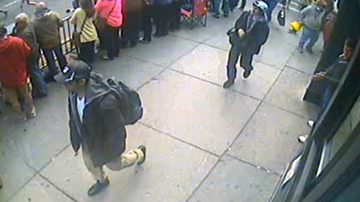 FBI releases pictures and videos of two Boston bomb suspects - The Hindu