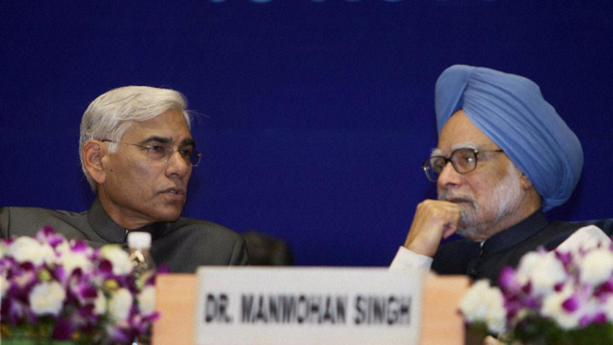 JPC report contradicts Supreme Court findings in 2G scam - The Hindu