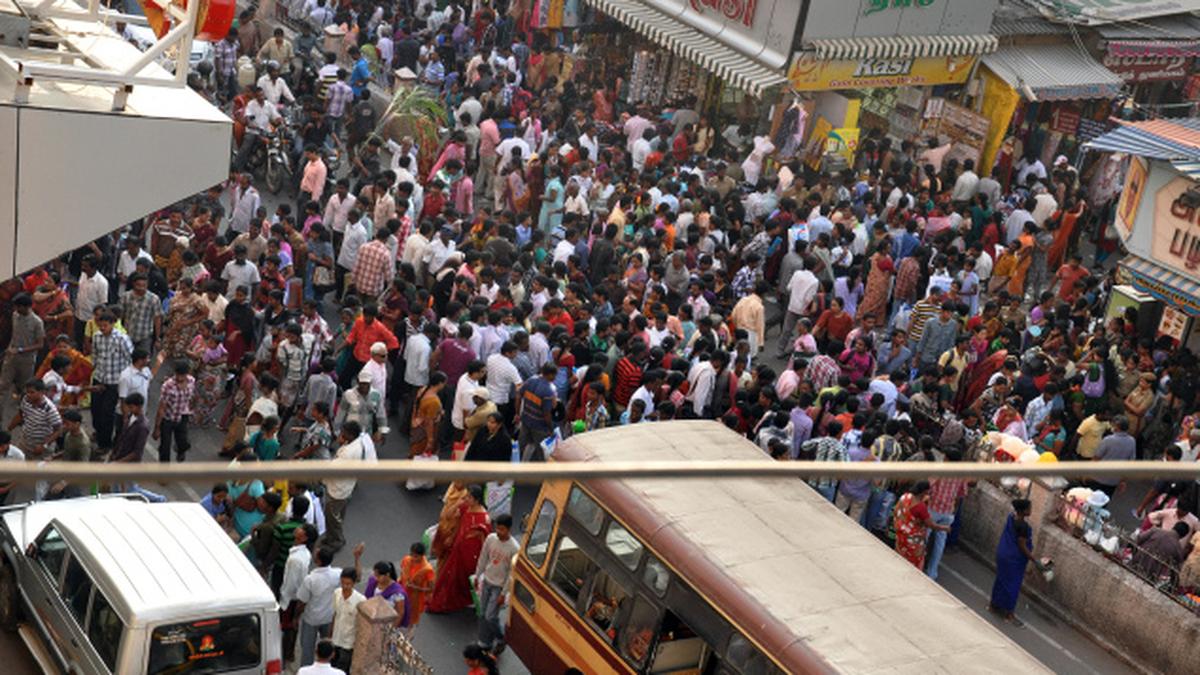 T. Nagar residents take fight for space to cops - The Hindu