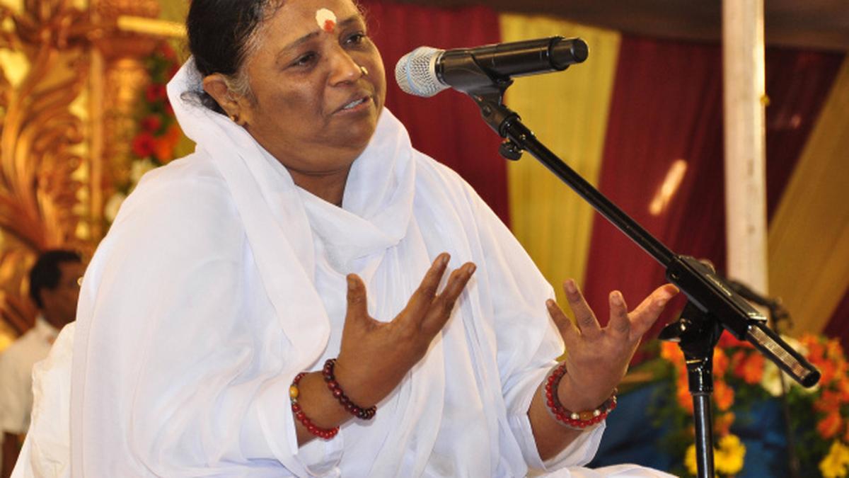 Spread the message of love, says Mata Amritanandamayi Devi - The Hindu