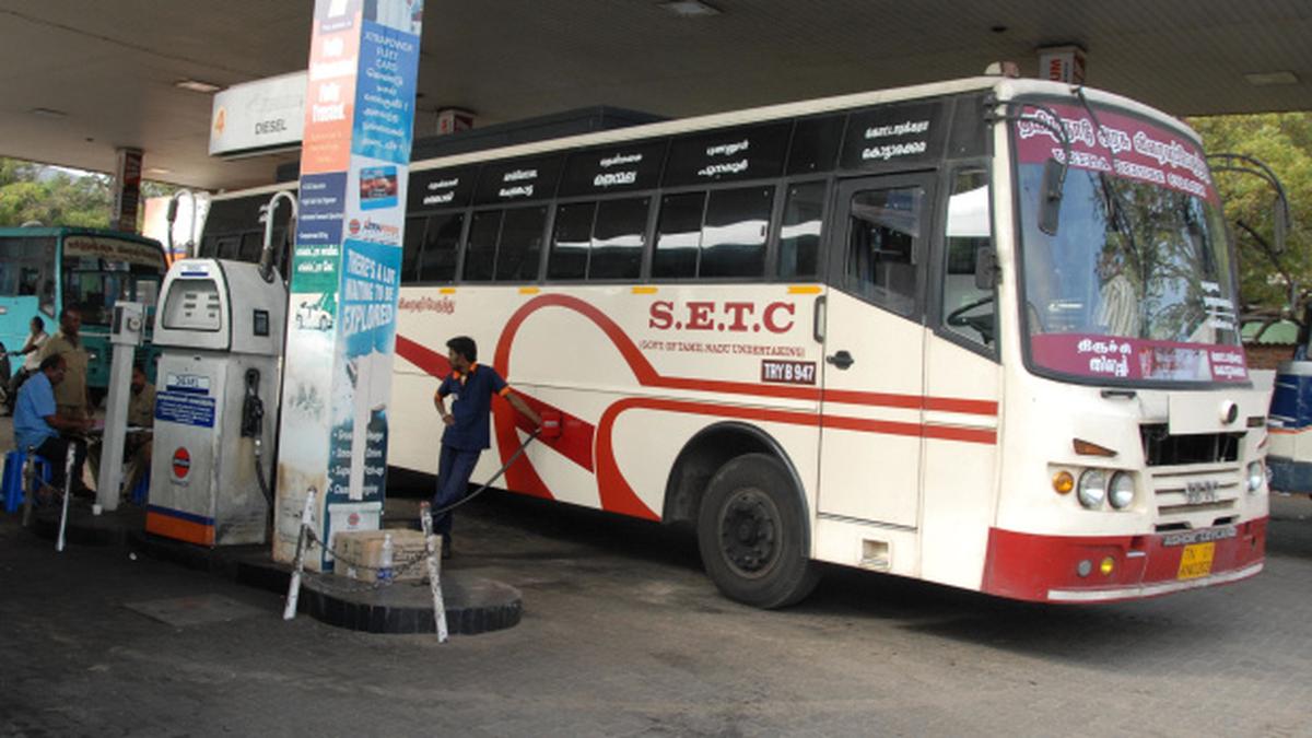 State buses queue up at pumps - The Hindu