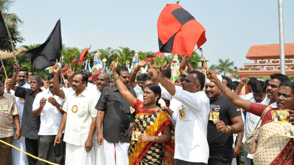 Rajapaksa reaches Tirumala, faces protest - The Hindu