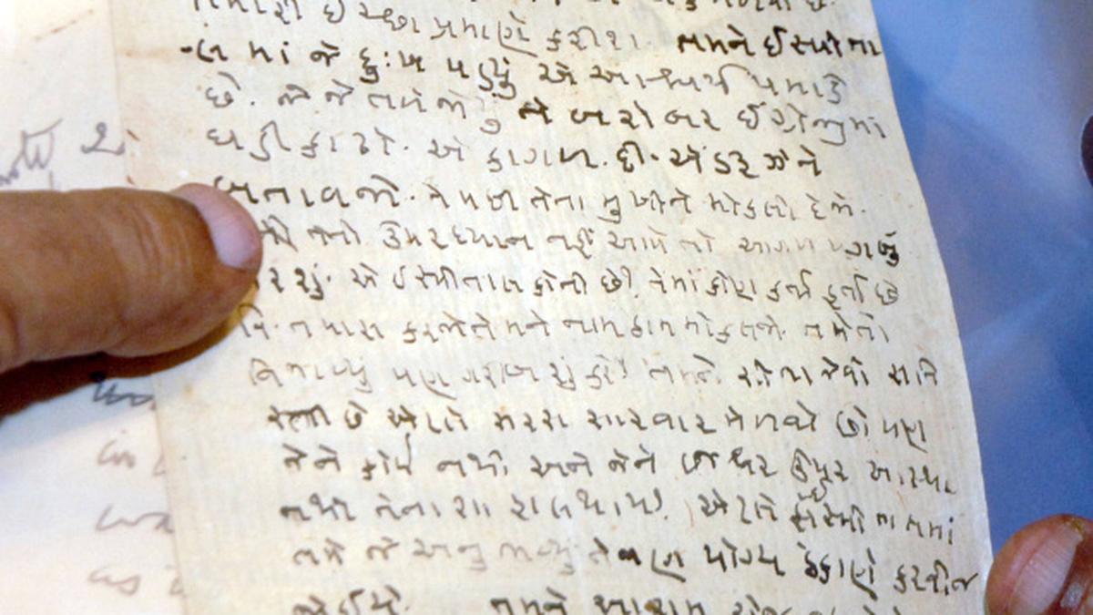 "Incredibly important’’ Gandhi letter to be auctioned in UK - The Hindu