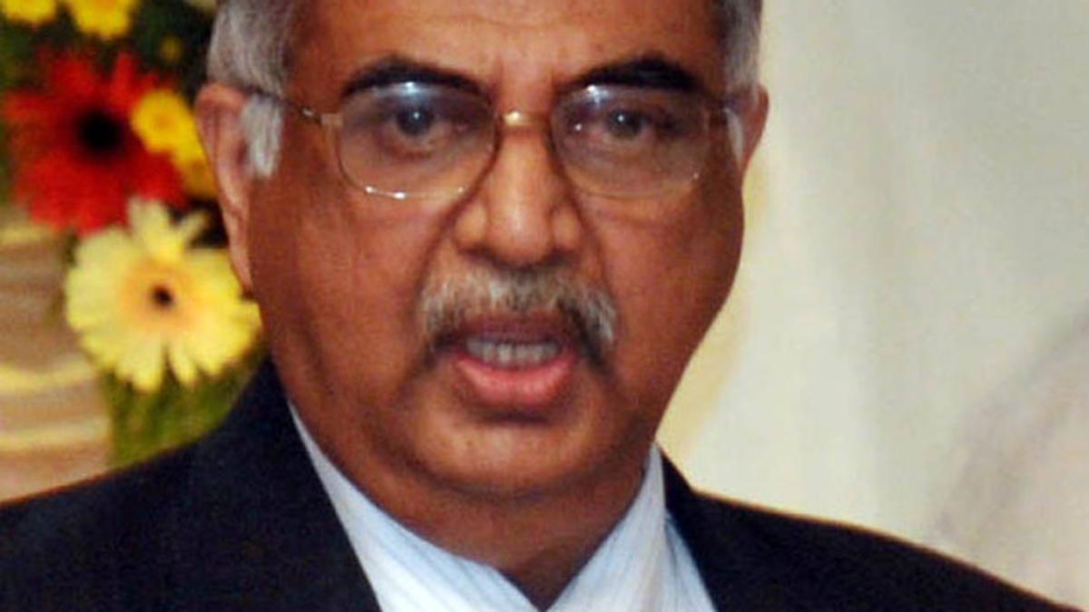 Legal experts slam Basant’s remarks - The Hindu