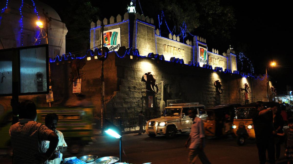 Uniqueness of ‘Maamadurai’ stuns residents - The Hindu