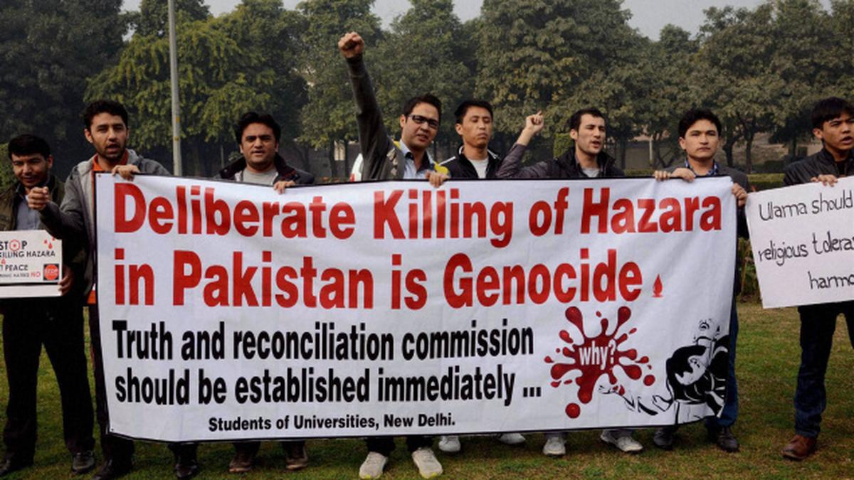 Hazara Shias protest with their dead against sectarian violence - The Hindu