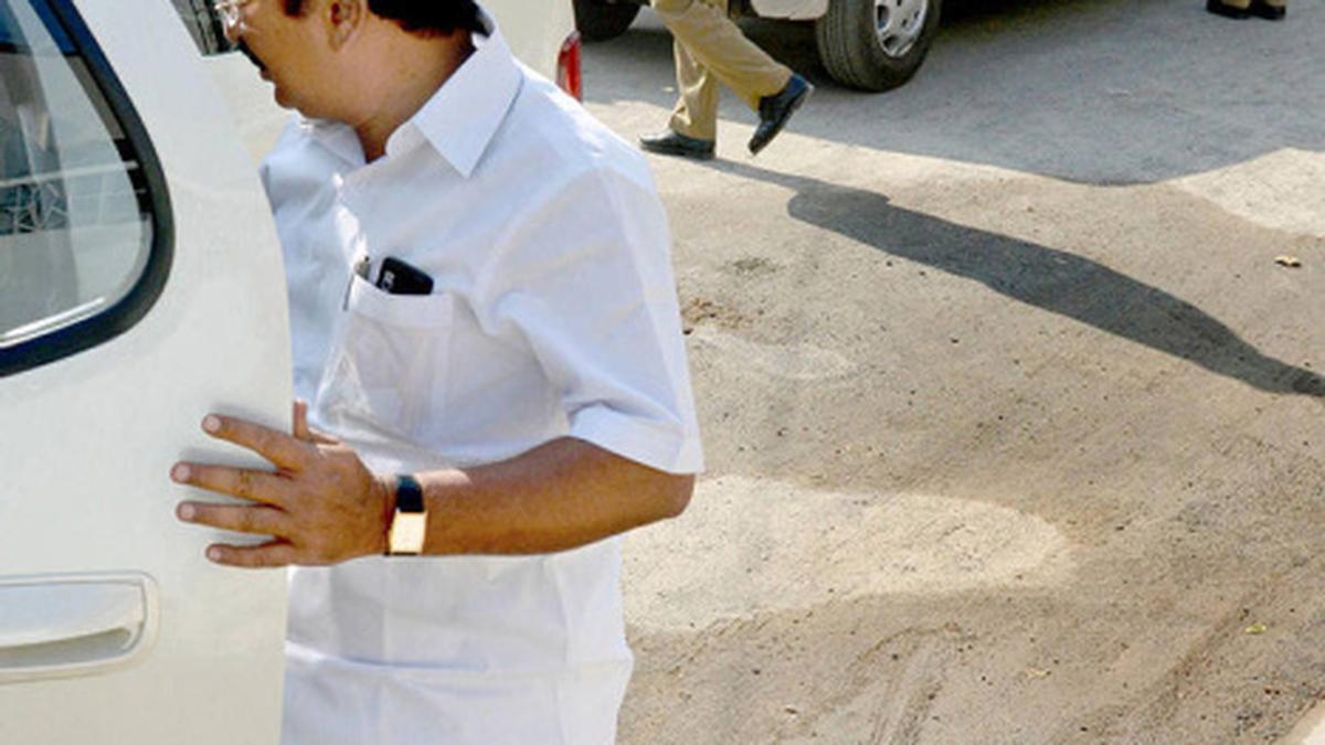 Two senior functionaries of DMK given police protection - The Hindu