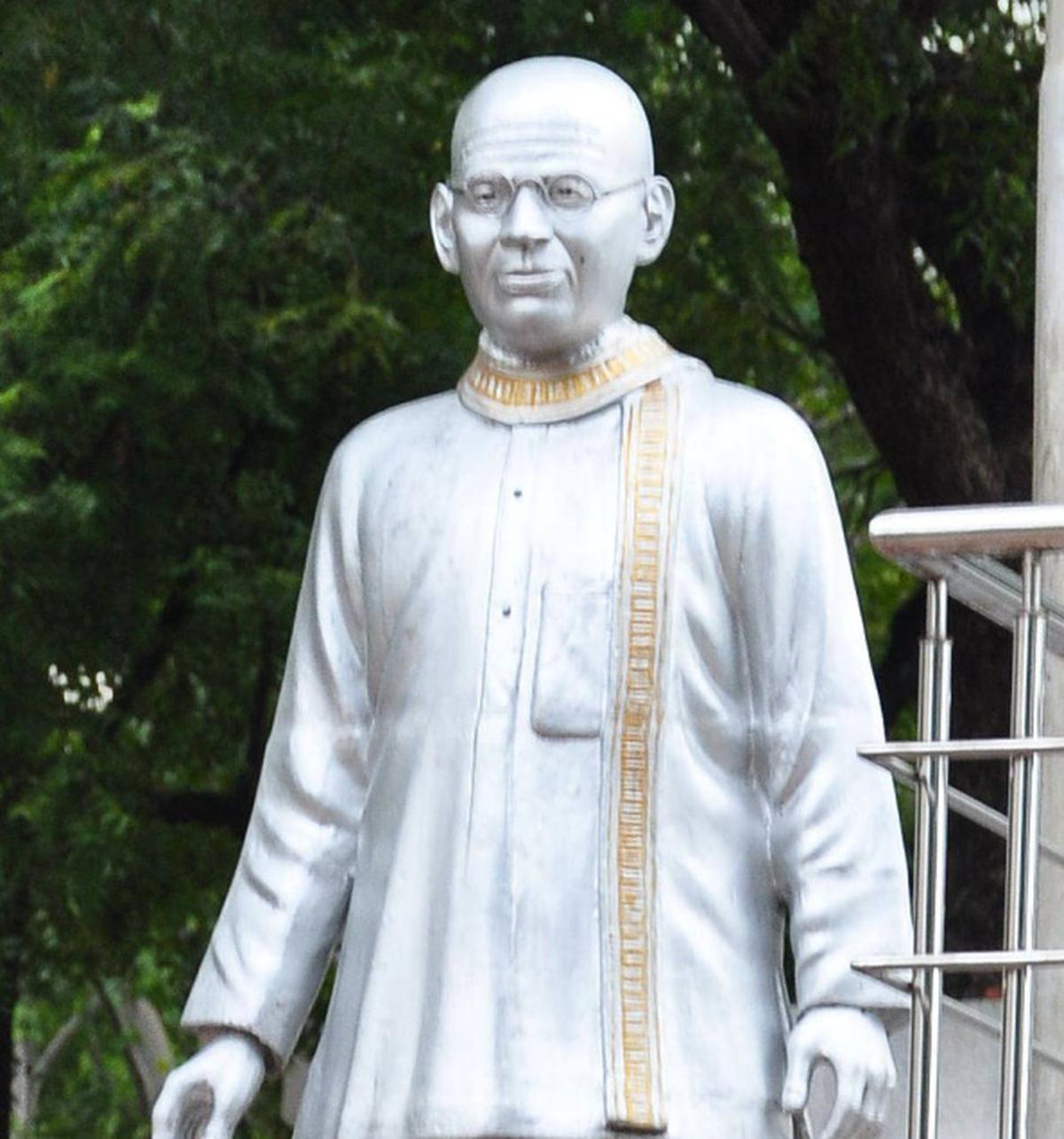 Man who led Harijans into the temple - The Hindu