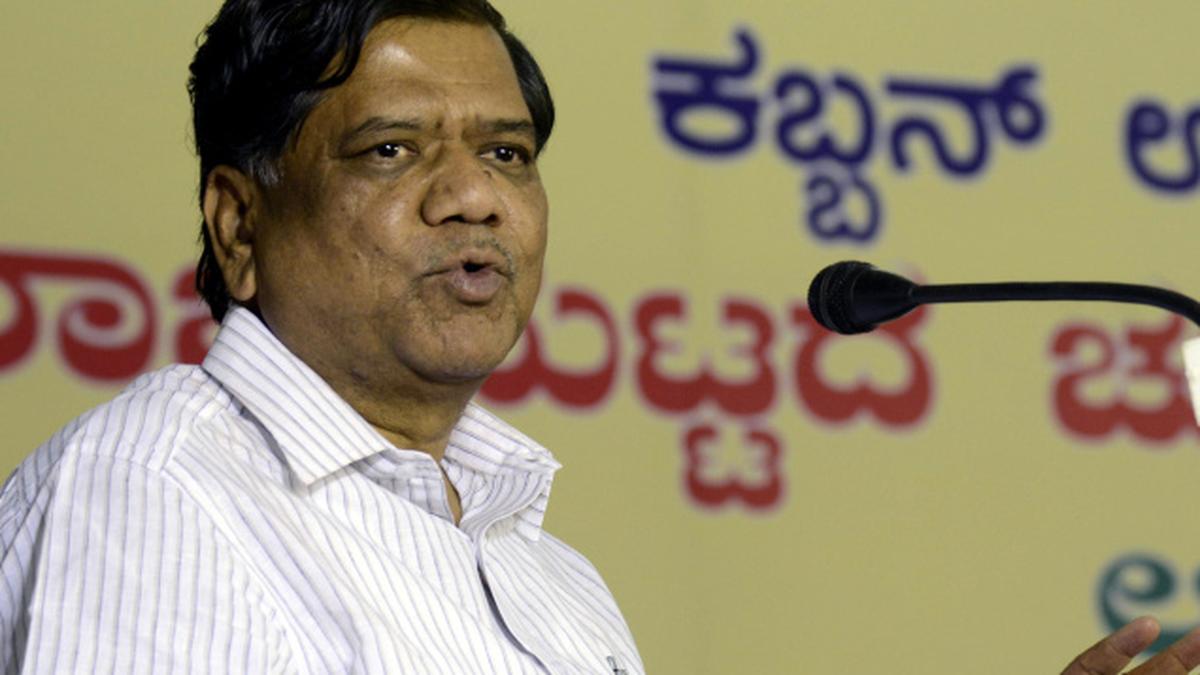 Shettar defends largesse to religious institutions - The Hindu