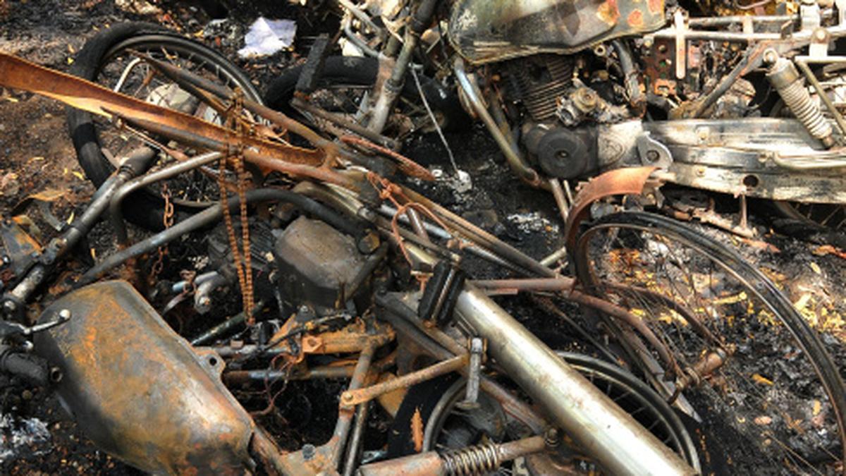 10 motorcycles gutted - The Hindu