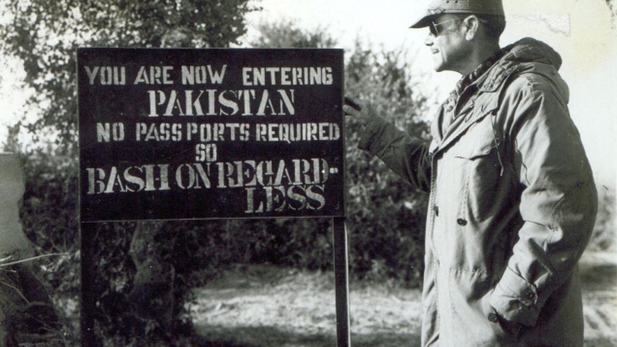 Basantar Brigade pays tribute to war heroes - The Hindu