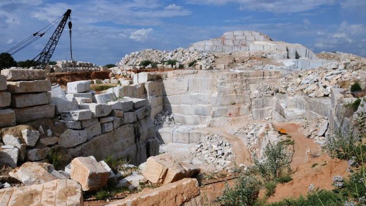 Notices served to 11 granite quarry firms - The Hindu