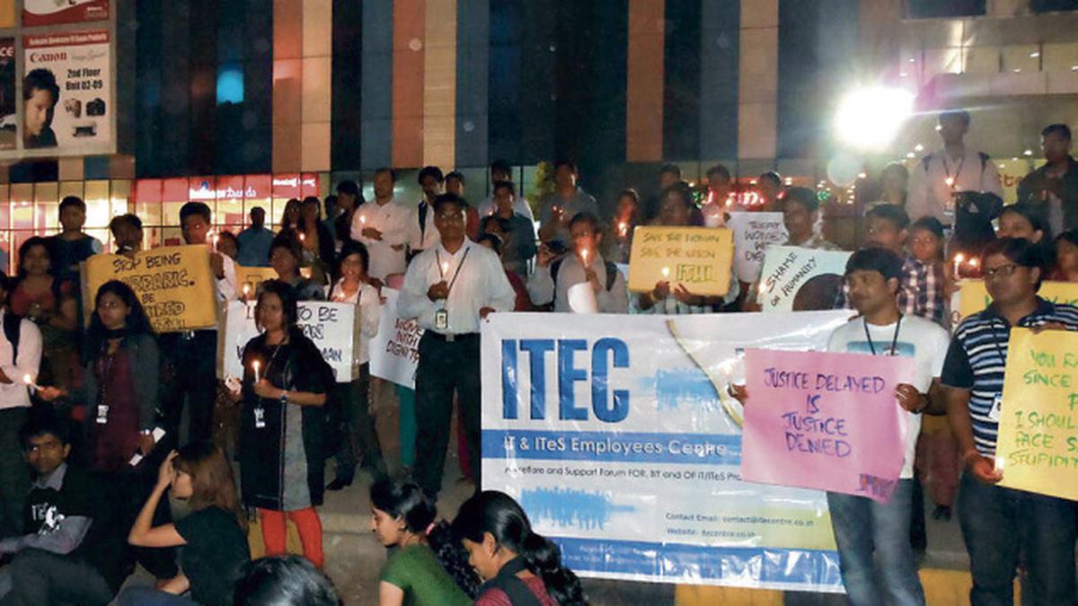 IT staff protest against gender violence - The Hindu