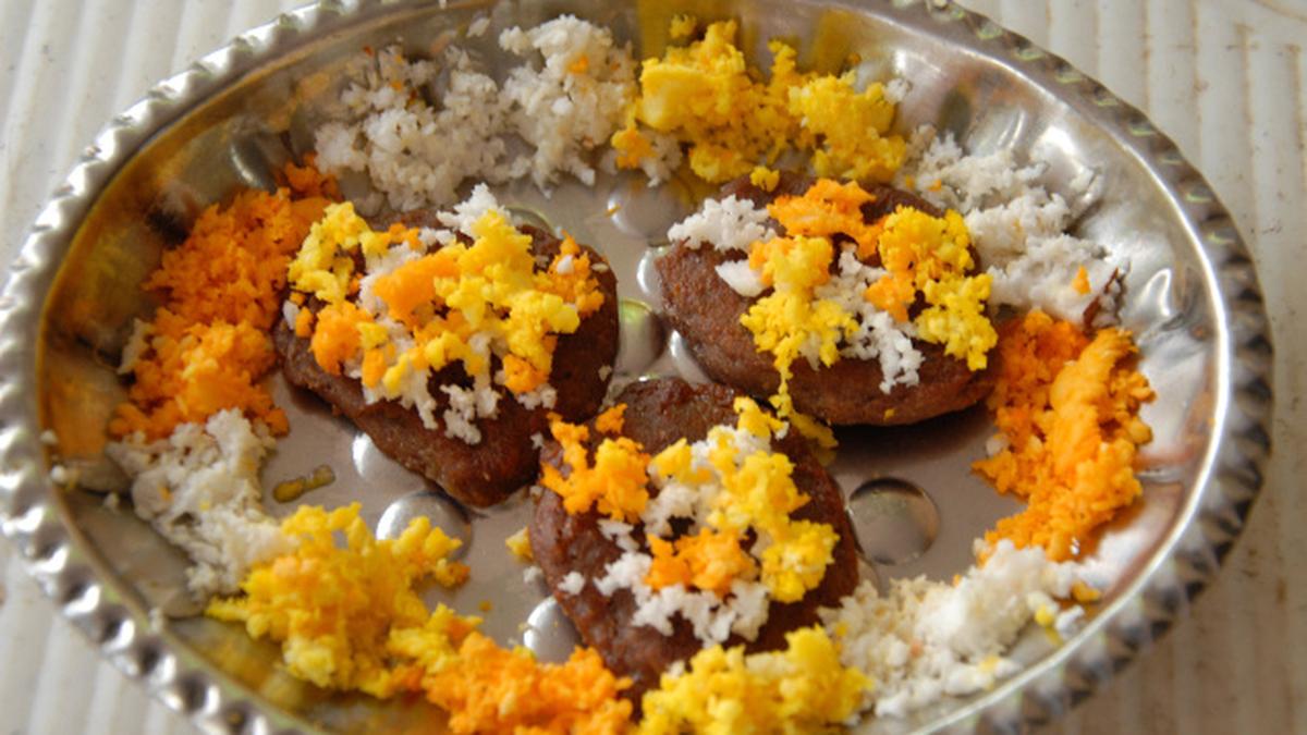 How to make…Wheat ragi appam - The Hindu