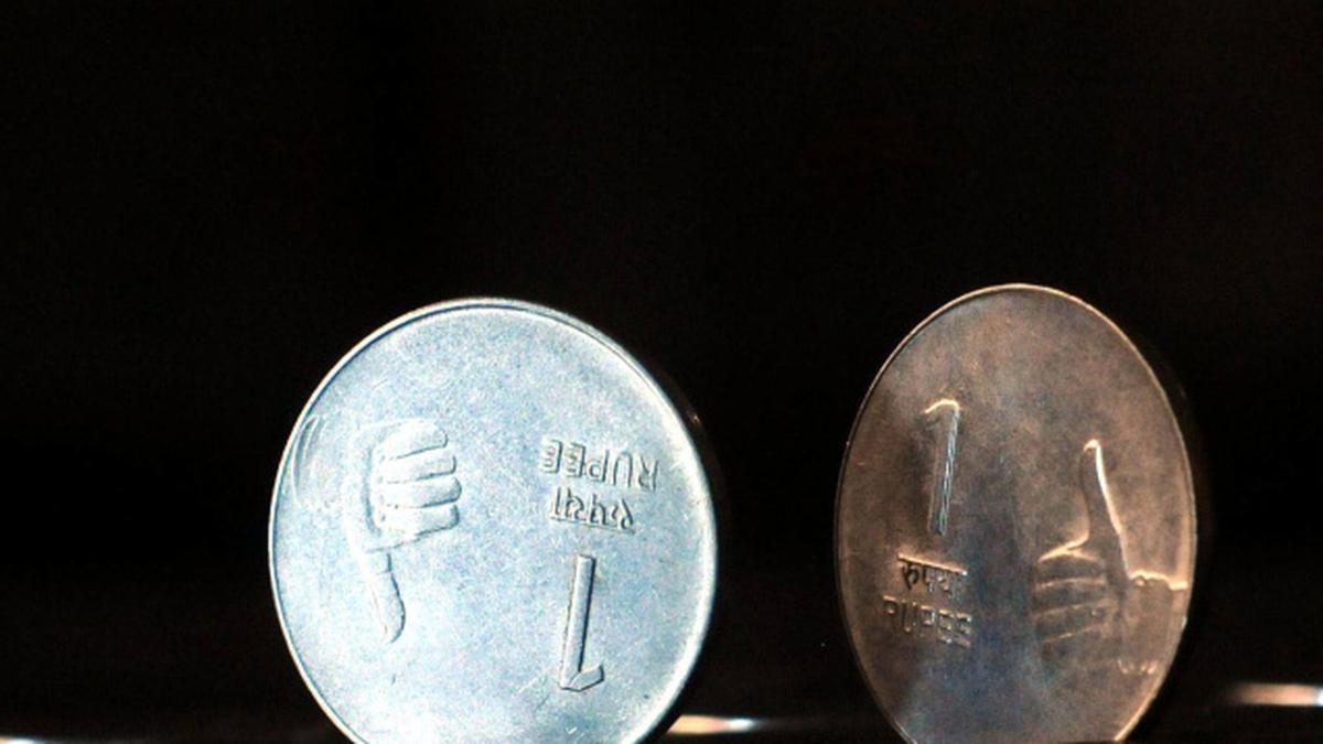 Rupee snaps 3-day uptrend, down 11 paise at 53.81 - The Hindu