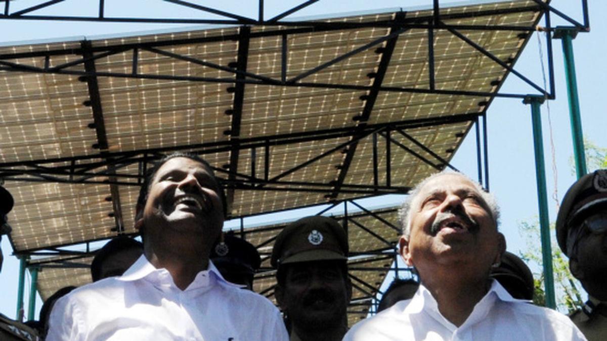 Poojappura jail goes solar - The Hindu