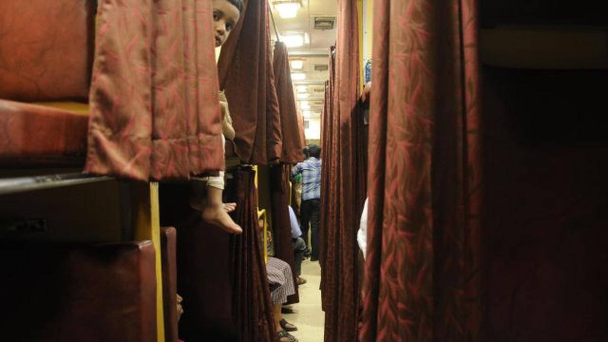 Coaches of Duronto Express in a bad shape - The Hindu