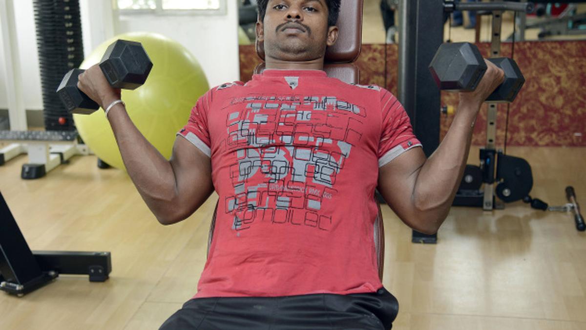 Incline dumbbell side curl - The Hindu