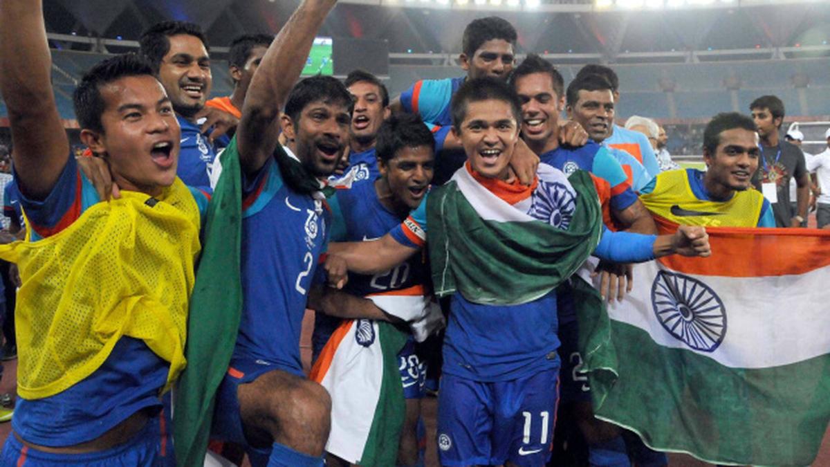 I am impressed by never-say-die attitude of players: Vijayan - The Hindu