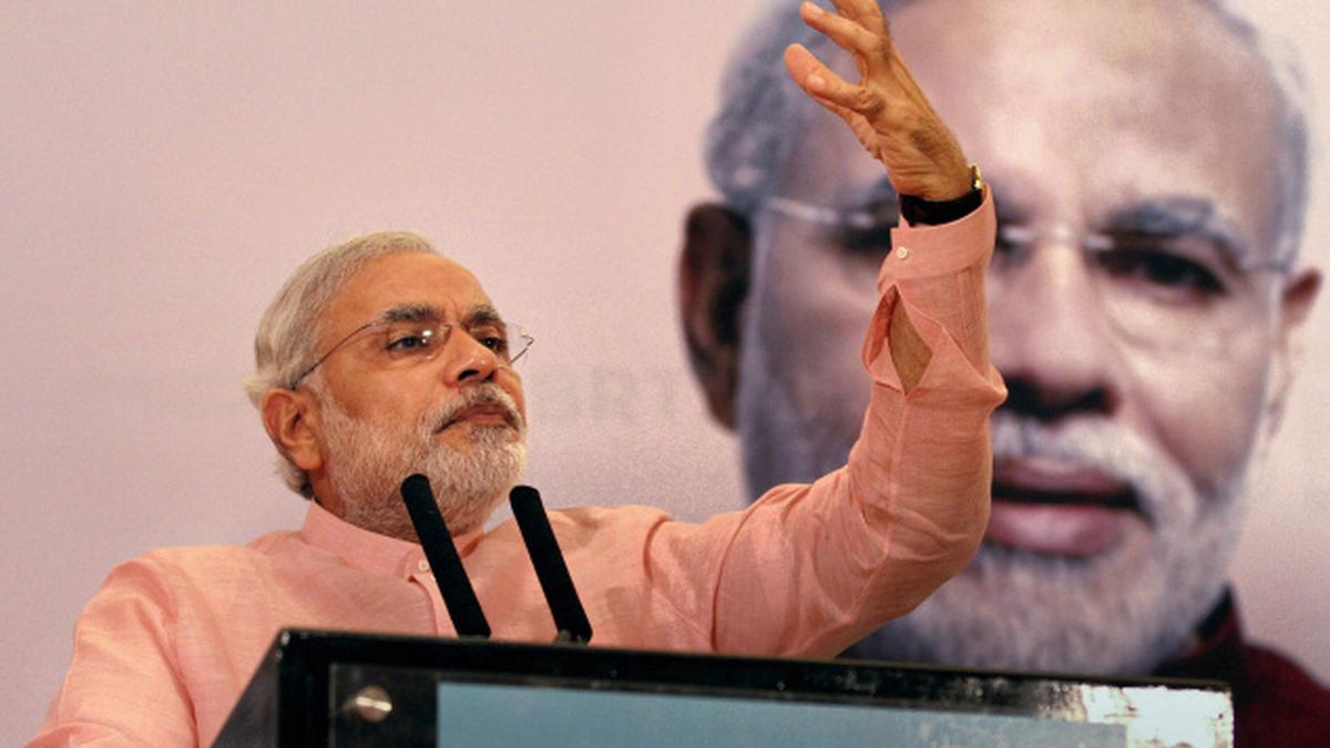 RSS doesn’t get involved in politics, says Modi - The Hindu