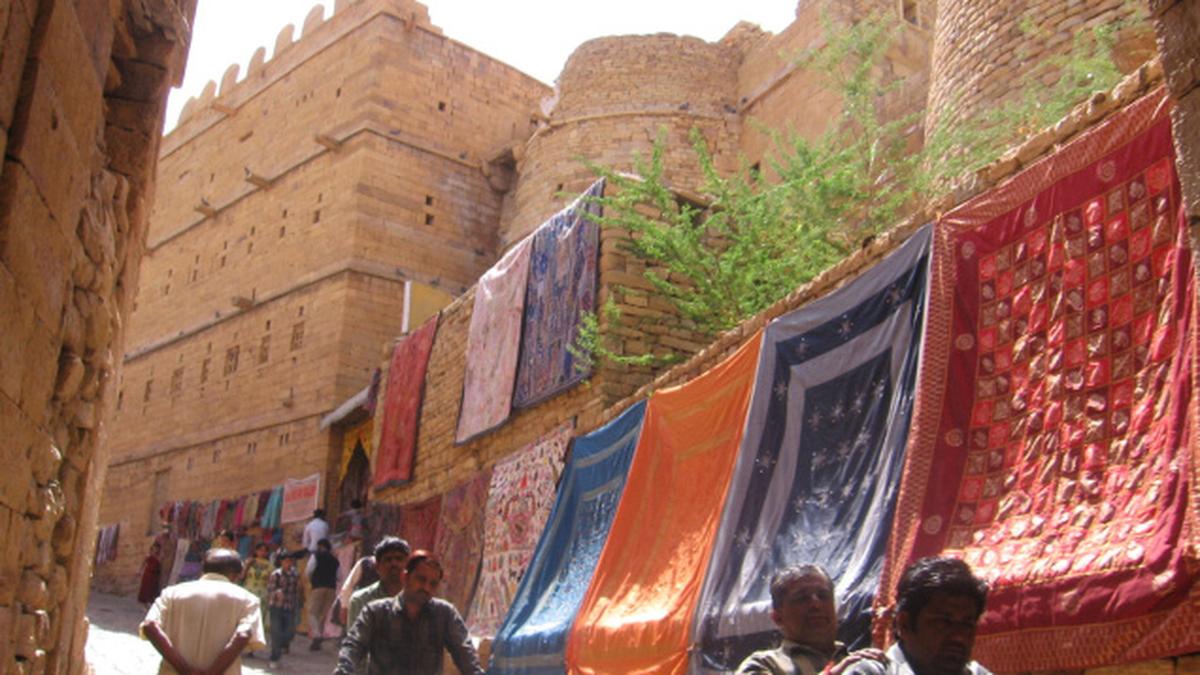 Desert's sinking fort - The Hindu