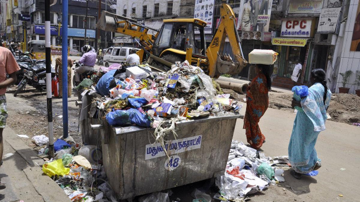 Stinking garbage a blight on city landscape - The Hindu
