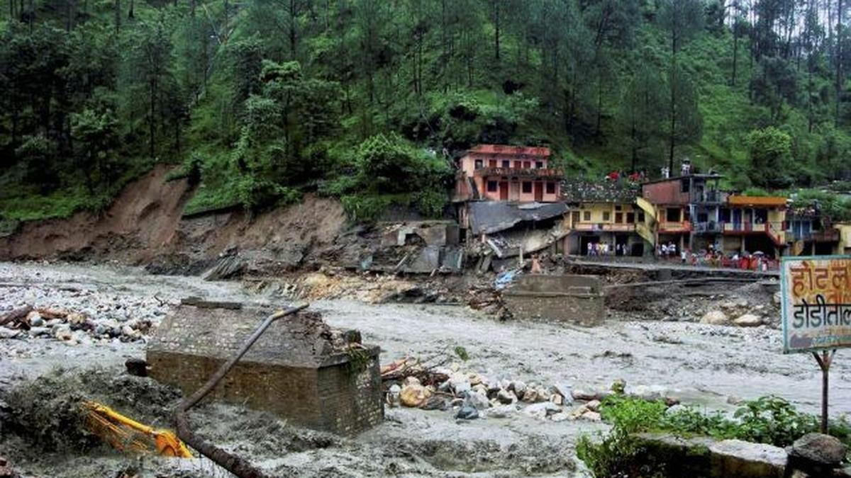 Flash floods pummel Himalayan region - The Hindu