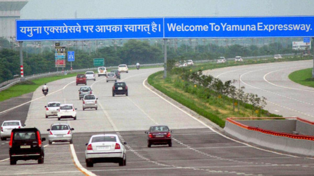 Yamuna Expressway finally opened - The Hindu
