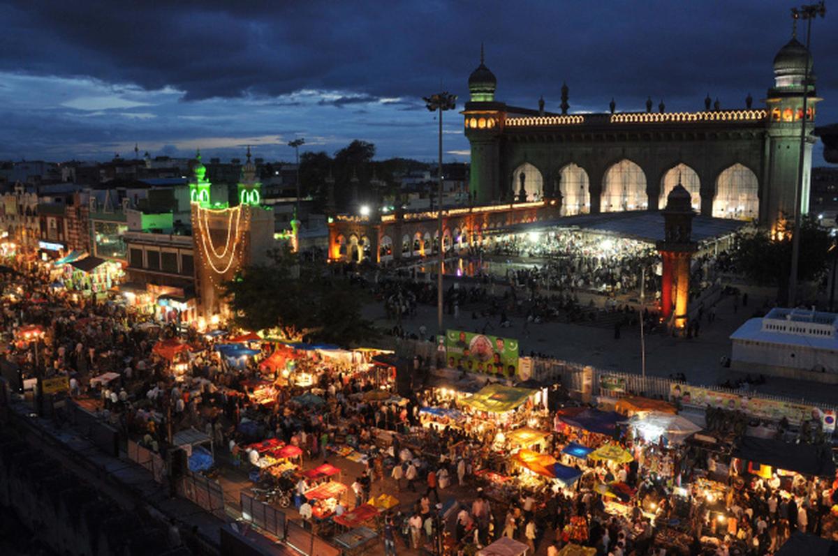 Ramzan shopping peaks in city - The Hindu